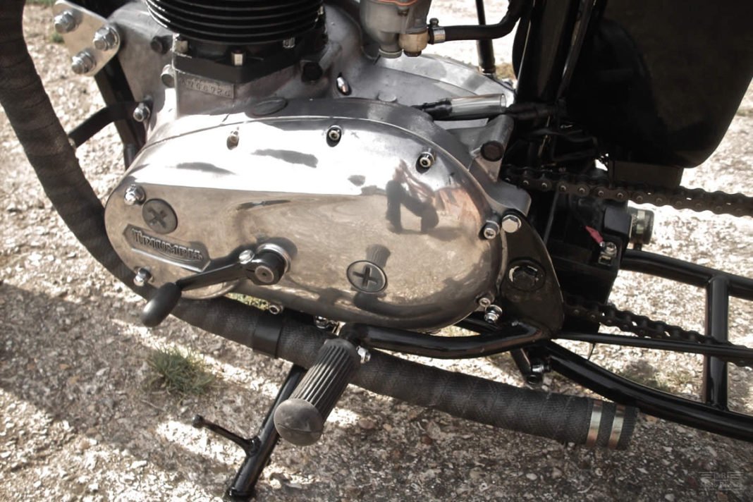 Triumph T140 Black Bobber by Red Max Speed Shop