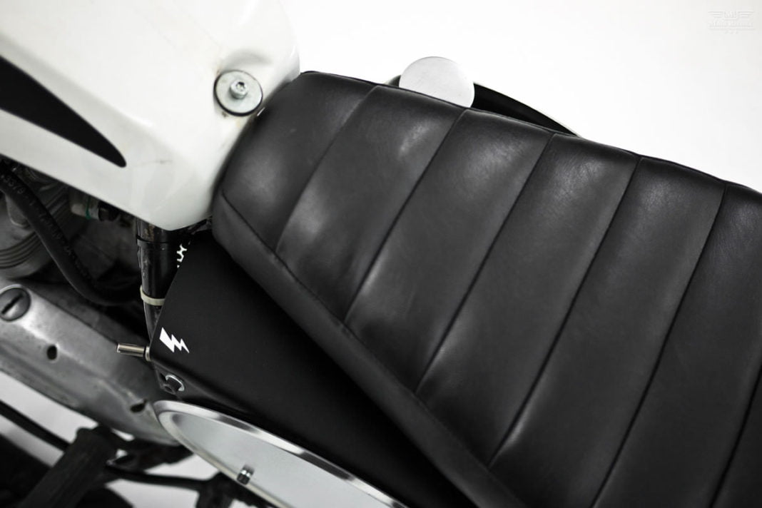 Triumph TR25W by Death Spray Custom