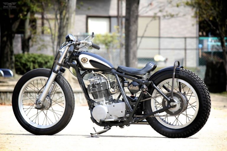 Yamaha SR400 Vintage Racer by Motor Garage Goods