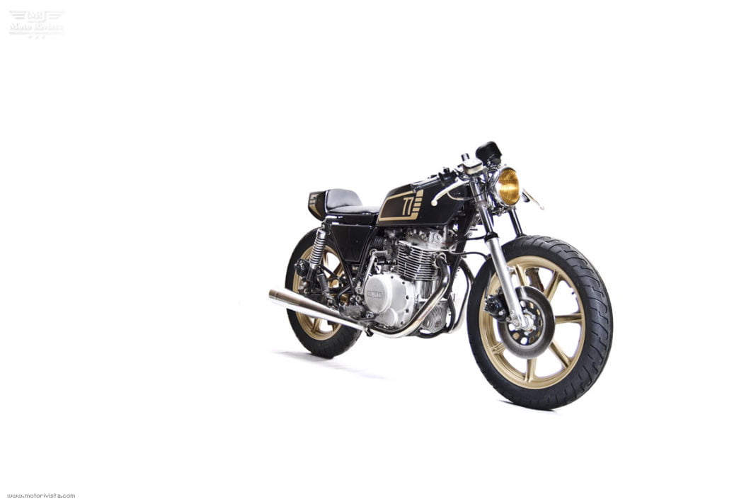 Yamaha XS400 by MotoHangar